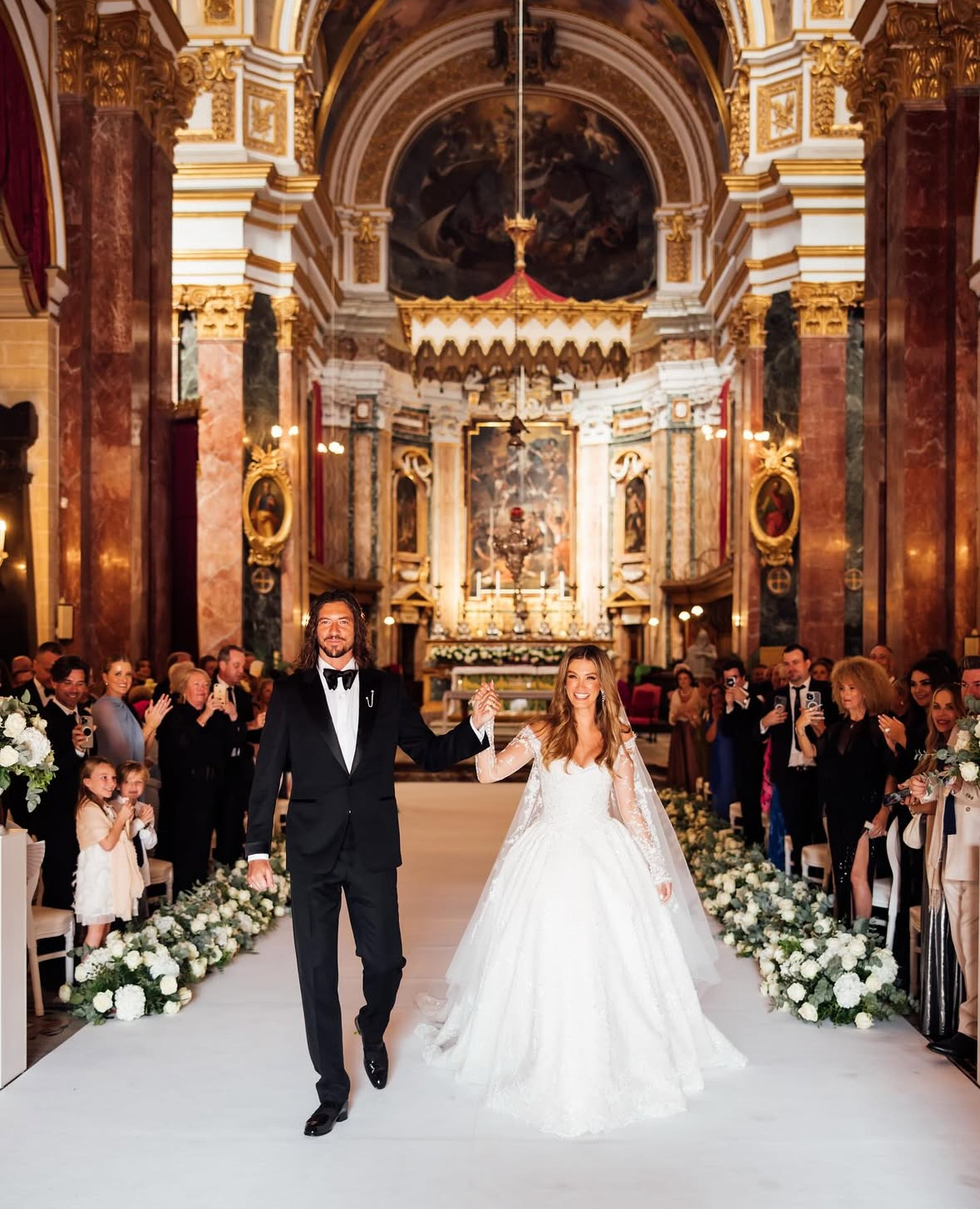 Photos Of Delta Goodrem And Mathew Copley’s ‘Fairytale’ Wedding Revealed